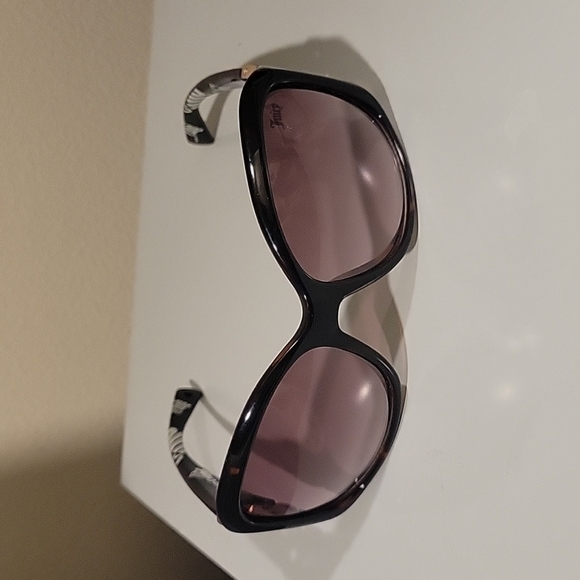 Juicy Couture | Accessories | Juicy Couture Limited Edition Peace Sign ...